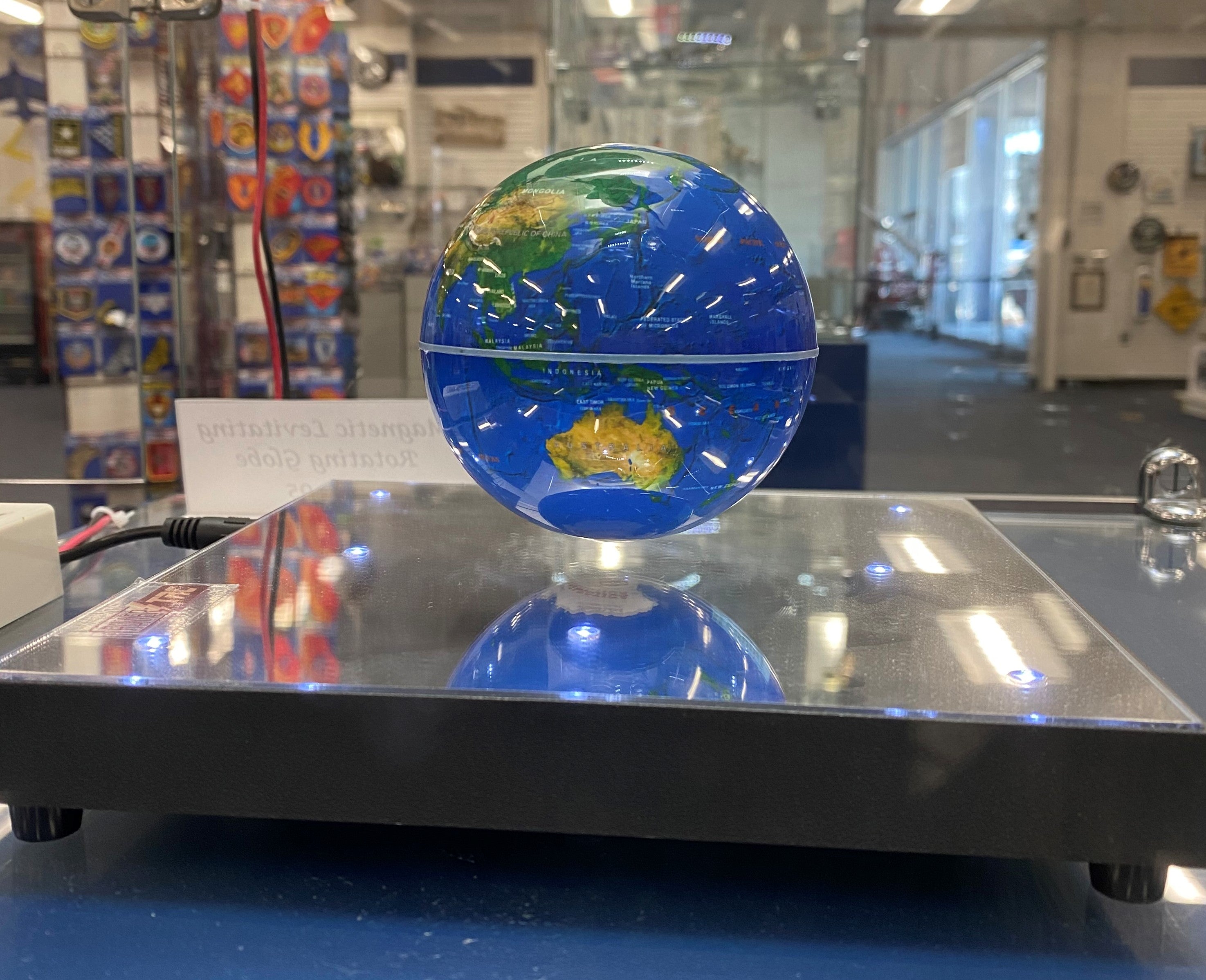 Magnetic Levitating & Rotating Globe – Hiller Aviation Museum